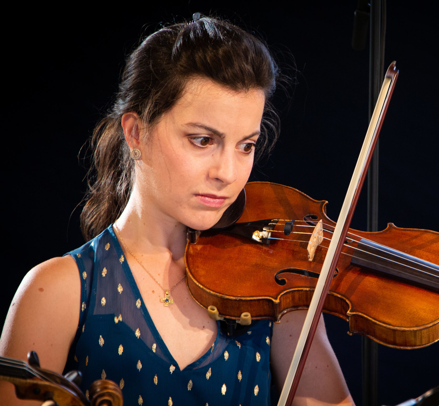 E=mc2 - Olivier Kessi